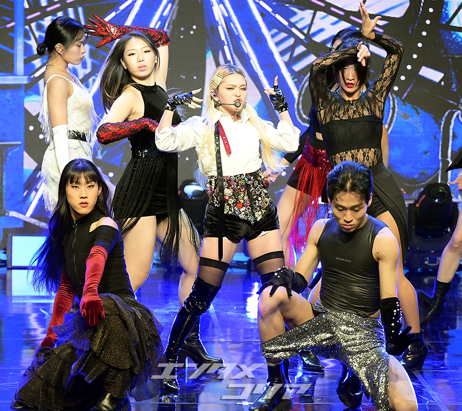 【フォト】AleXa、韓国を魅了！ ASC優勝後初の新譜リリース