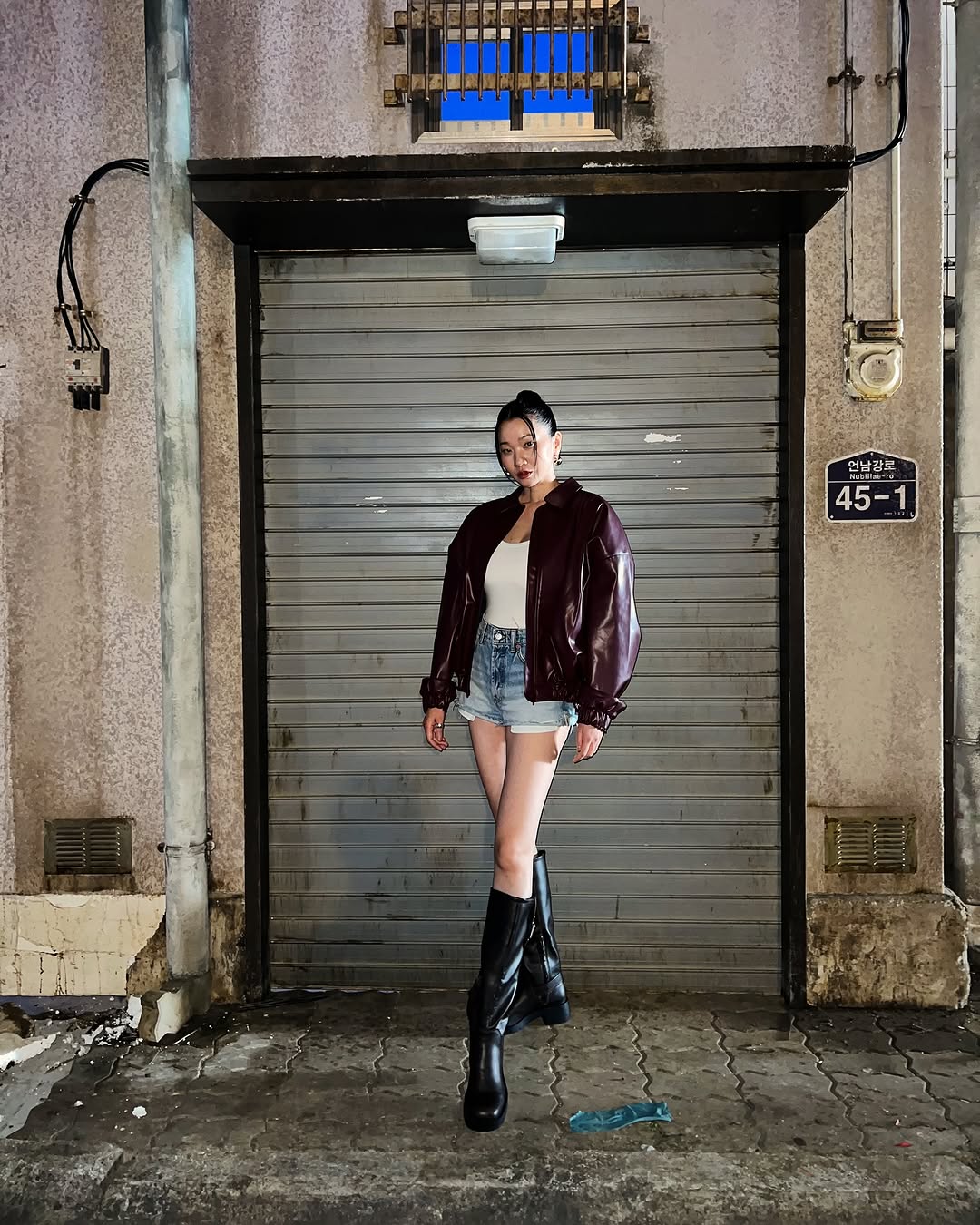 44歳チャン・ユンジュ、ホットパンツ姿で8頭身アピール…トップモデルのオーラ-Chosun online 朝鮮日報